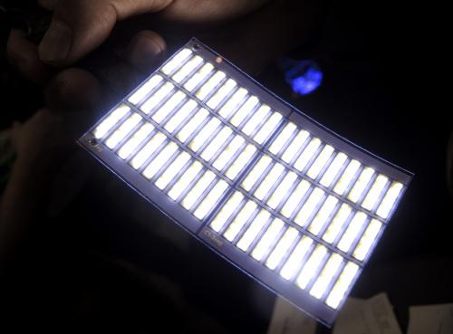 3D printers spit out small PCBs ...